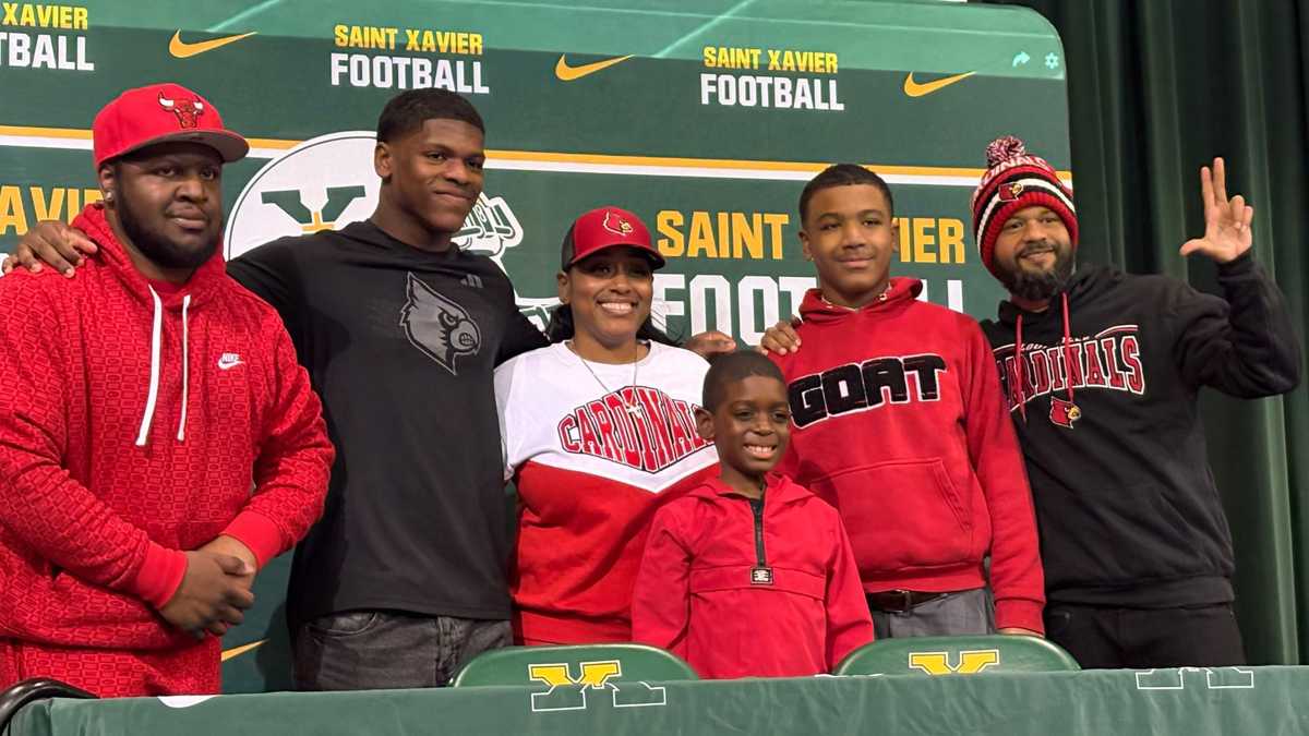St. X's Marlon Harbin signs with UofL football