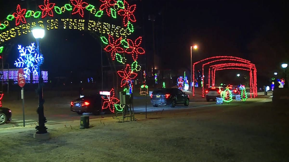 Christmas in the Park draws crowds to Yukon