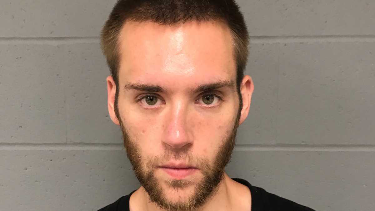 Police arrest wanted fugitive Police arrest wanted fugitive