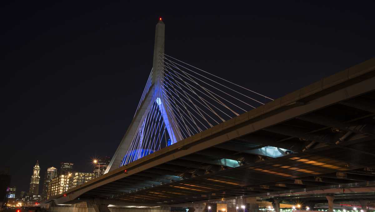 Going purple, Boston landmarks set to honor Purple Heart Day