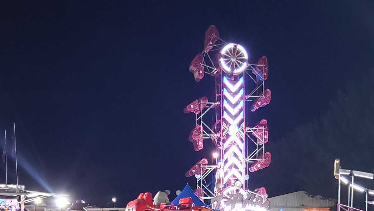 People stuck on ride, rescued at Warren County Fair