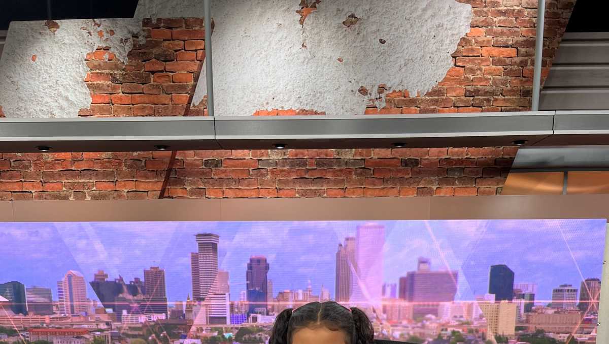 Louisiana girl writes book about king cake