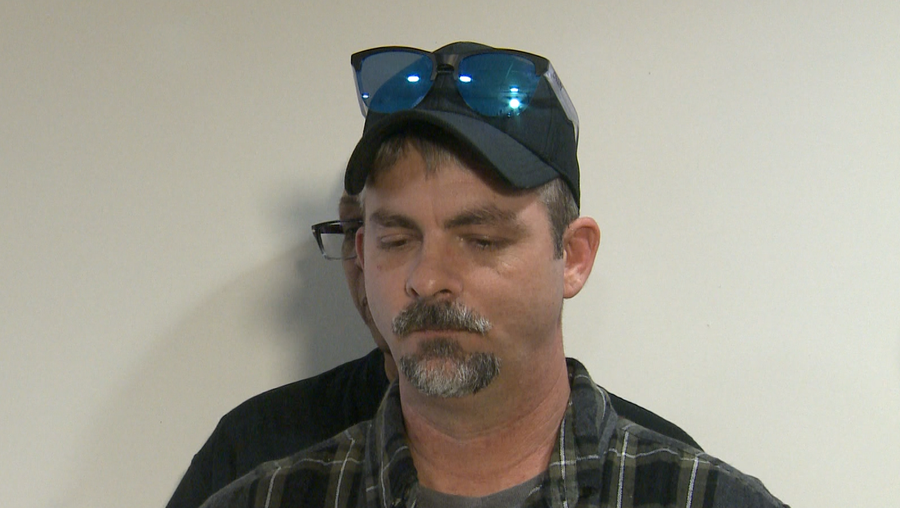 Murder victim's father reacts to written confession by man once charged ...