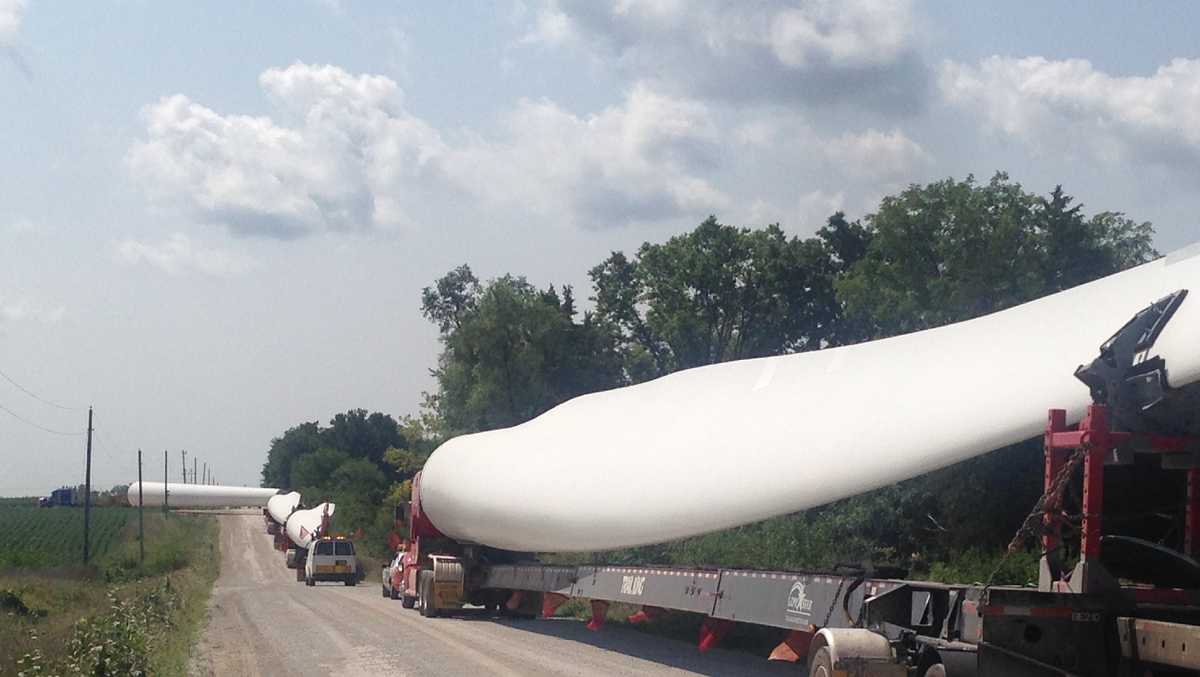 MidAmerican announces sites for 2 massive Iowa wind farms