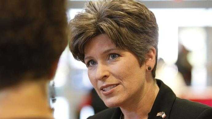 Iowa Sen. Joni Ernst speaks at Des Moines town hall