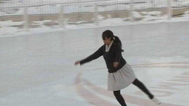 UNMC's season ice-skating rink set to open Thanksgiving week