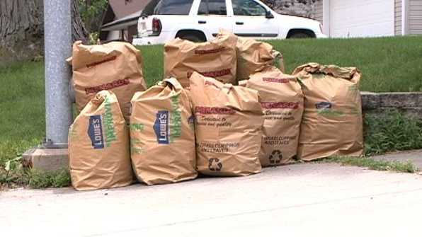 Large amounts of yard waste lead to co-collection west of 72nd Street