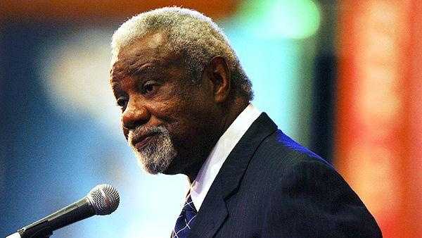 Razorbacks' basketball court to be named for Nolan Richardson