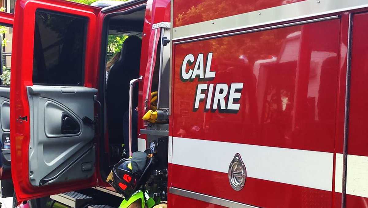 Brush fire closes highway east of King City