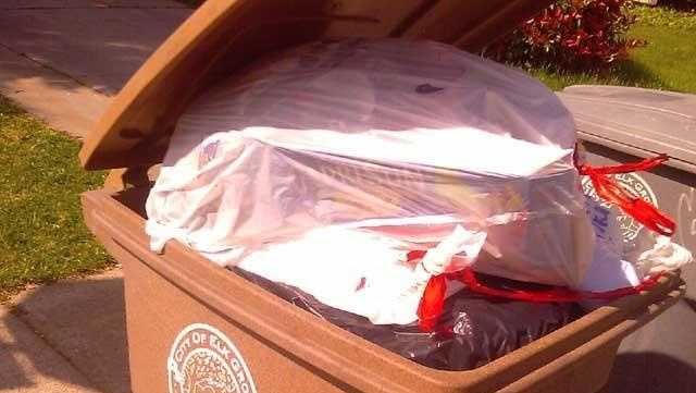 Mom mails garbage to college student who didn't empty trash