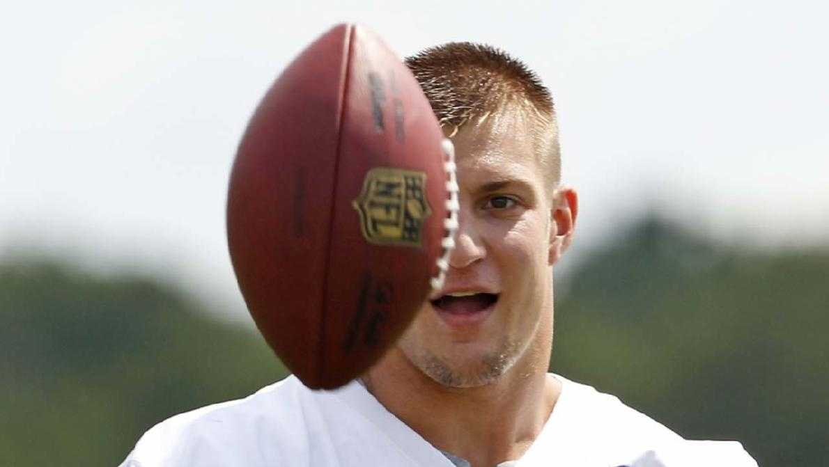 10 Gronk-tastic photos we'll never forget