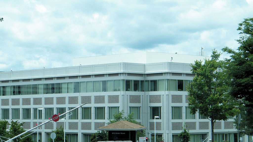 Raytheon will move headquarters to Virginia in Q3