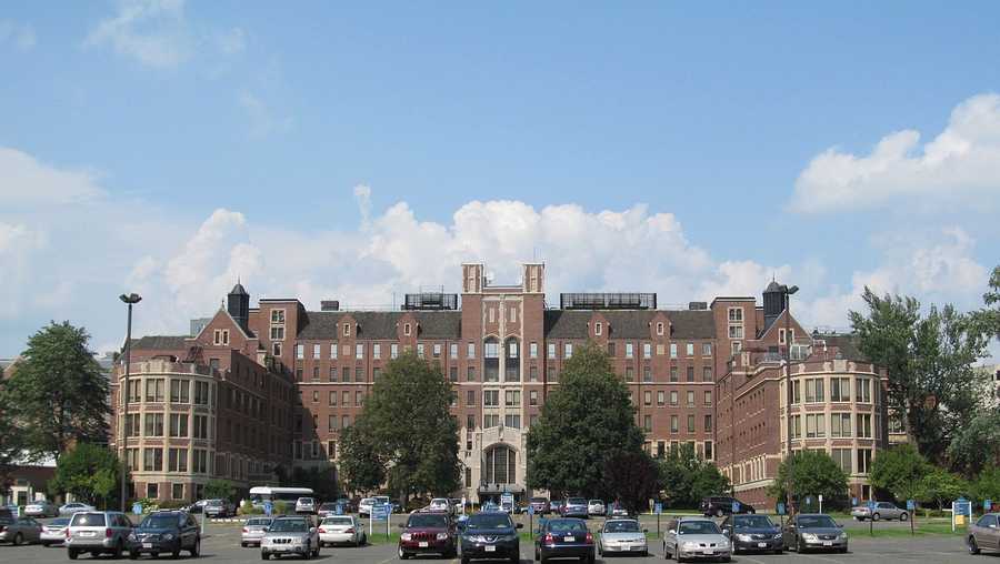 Baystate Medical notifying patients about potential infection