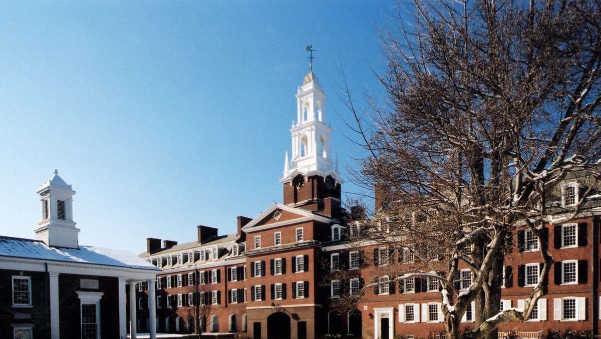 Students sue to open Yale fraternities to women