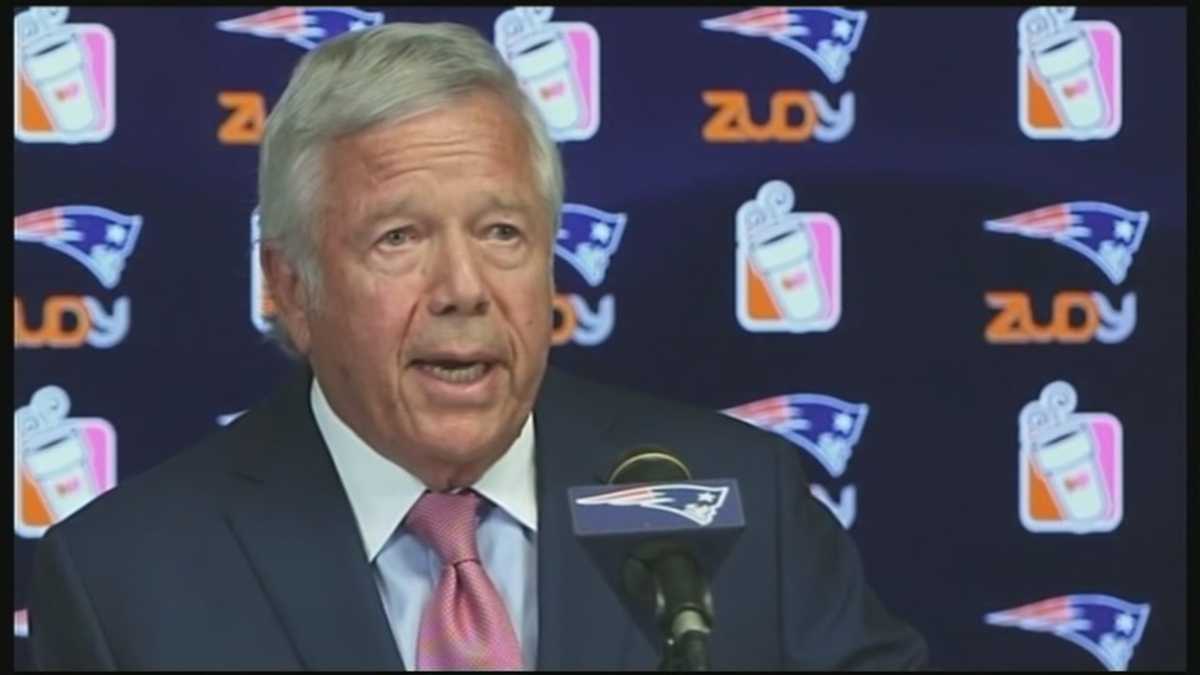 Patriots owner Robert Kraft speaks about players skipping White House visit