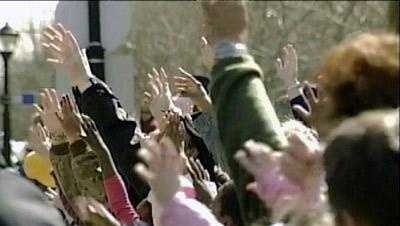 Gretna PD helping kids stay safe this parade season
