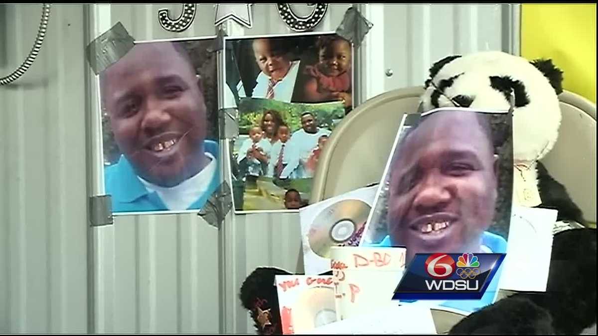 Alton Sterling's family calls on DOJ to conduct swift investigation
