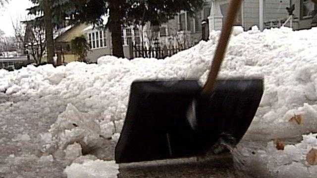 Milwaukee medical examiner investigates two snow-removal deaths