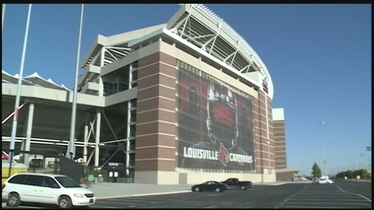 UofL Red-White spring football game showcases new starting quarterback