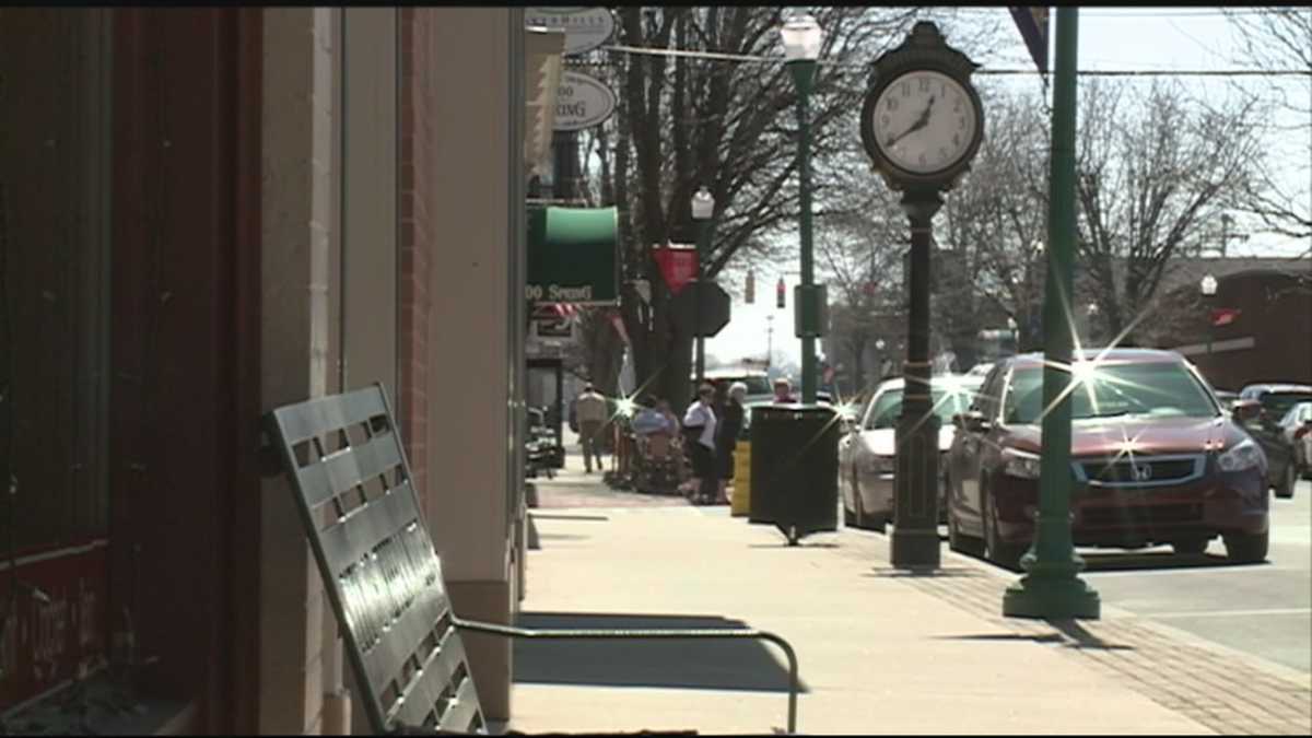 Indiana restaurants, hair salons and retail among businesses allowed to ...