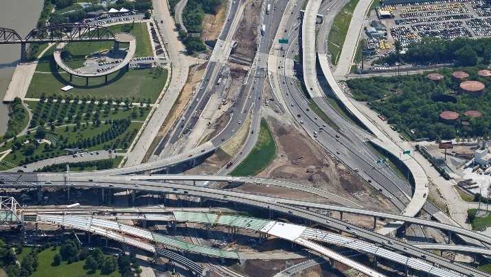 Kentucky poised to receive $880 million for bridge, road improvement ...