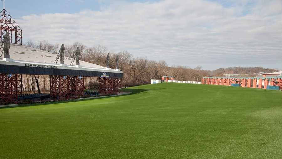 Riverbend postpones Thursday country show as Ohio River rises