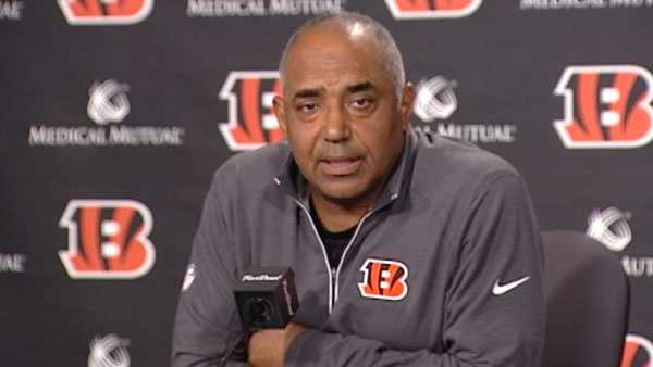 Report: Former Bengals coach Marvin Lewis joining Raiders staff