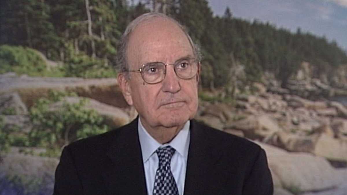 Former Sen. George Mitchell reacts to accusations in Epstein court ...