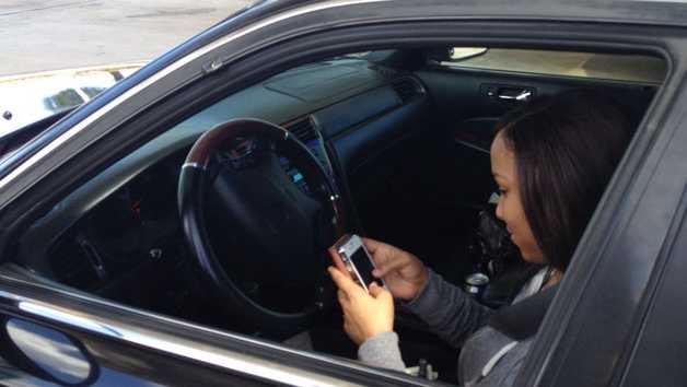 Governor signs bill banning texting while driving