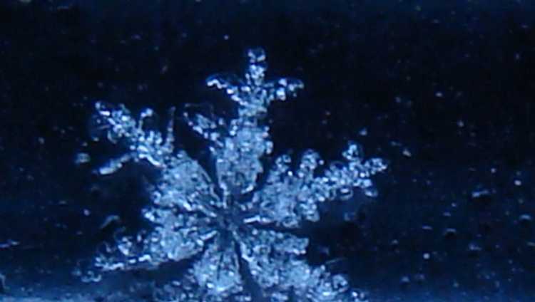 Thousands without power as winter storms tear through area