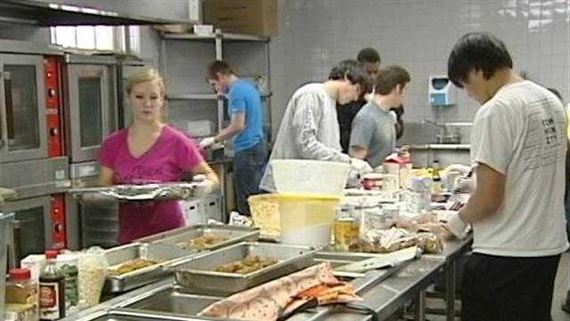 Wake Forest students fight hunger with TurkeyPalooza event ahead of ...