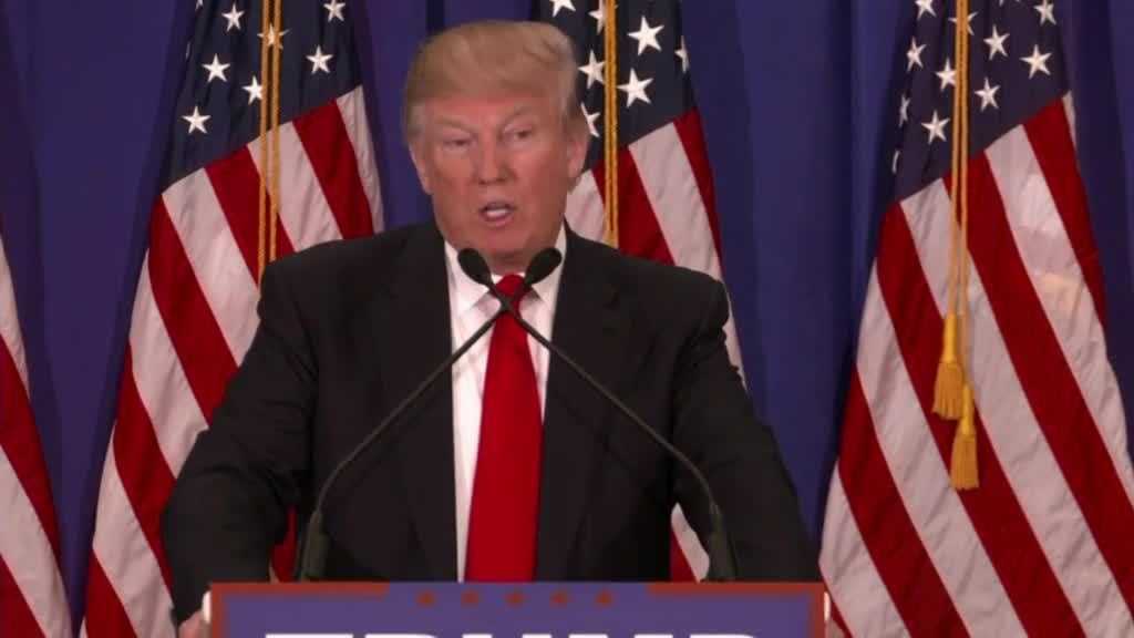 Donald Trump's microphone didn't work properly at the debate