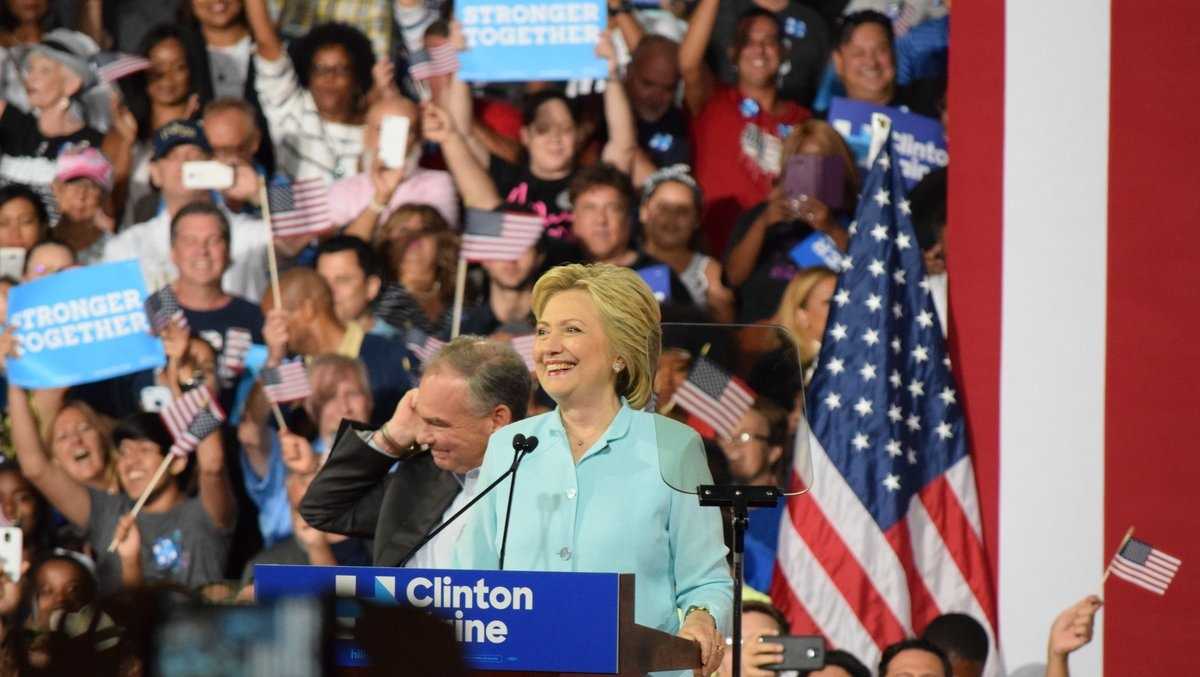 Hillary Clinton holds rally in Ft. Pierce