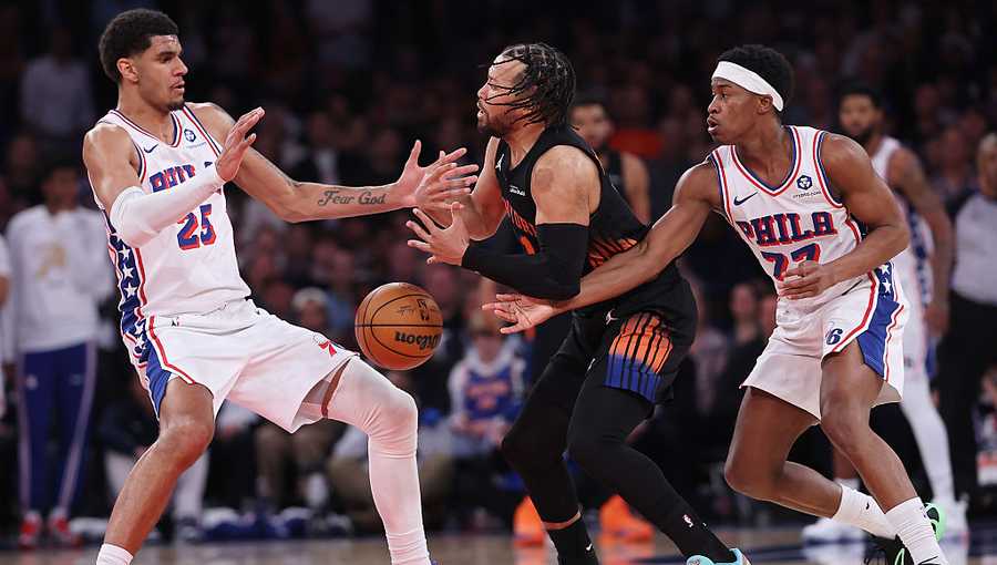 Jalen Brunson helps the Knicks take a 2-0 lead over the 76ers with a ...