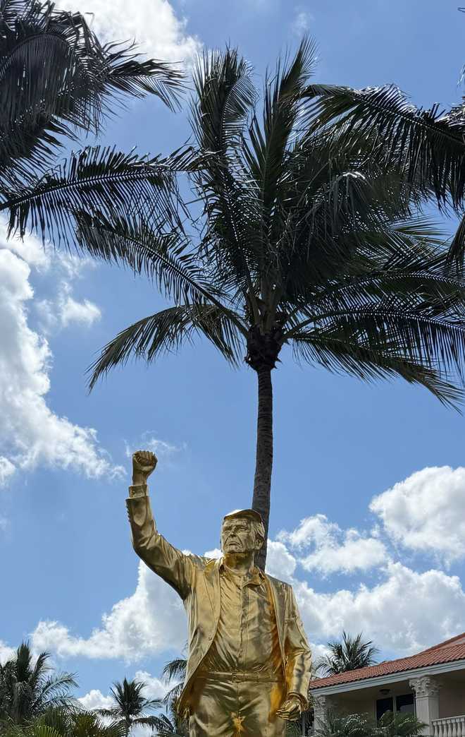 Doral Golf Club unveils 20-foot gold statue honoring Donald Trump