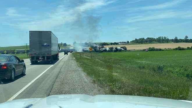 Iowa train derailment: Emergency crews respond to scene of crash