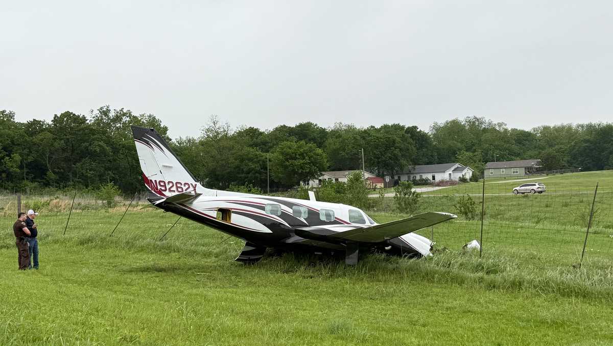 Plane goes off runway and crashes into fence at Ardmore airport