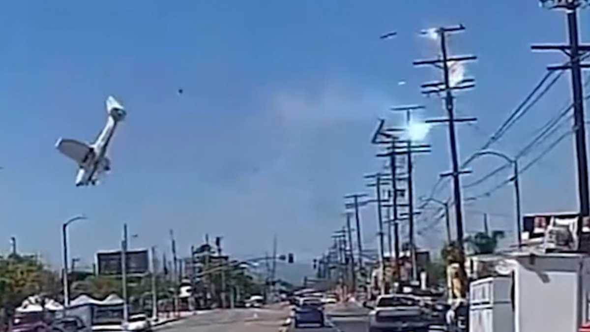 Video shows plane clip power line, crash in California - WJCL