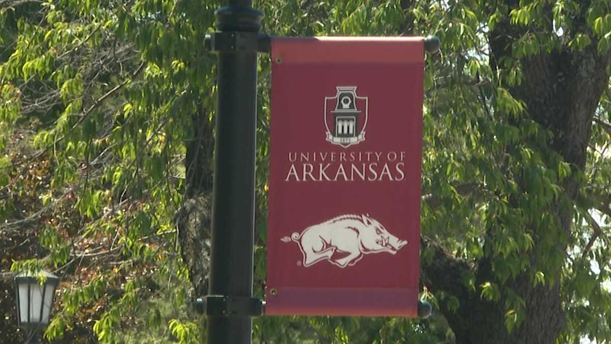 University of Arkansas graduation ceremonies begin Friday