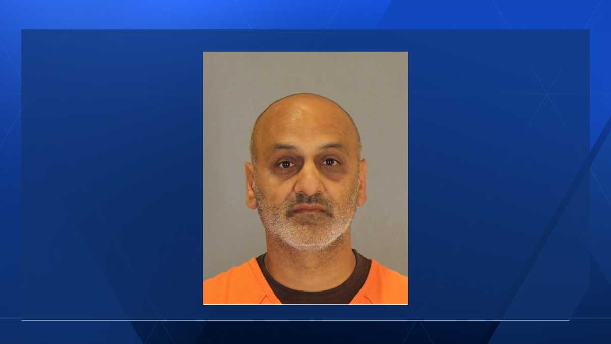 Omaha man accused of trying to bribe victim will appear in court