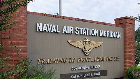 Pilots OK after military jet crashes in Mississippi