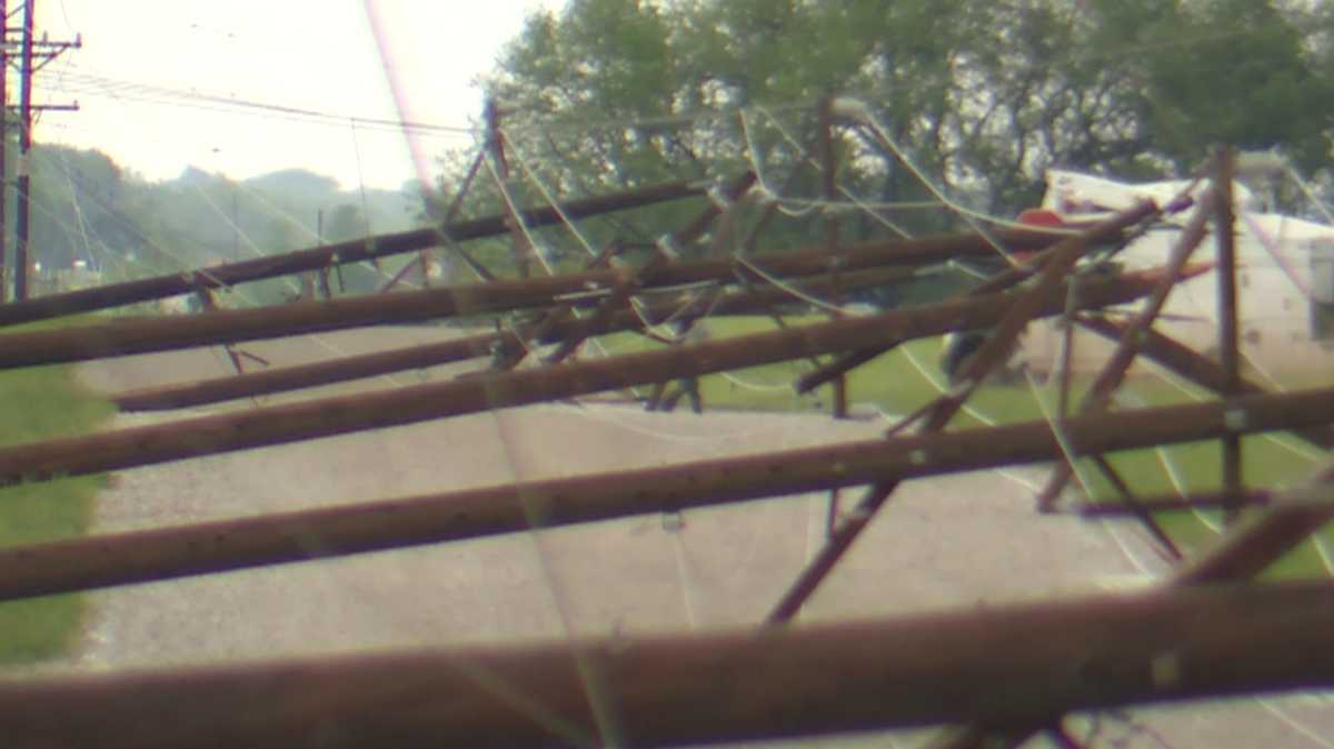 NWS: 4 tornadoes hit Kansas side of KC metro April 26-27