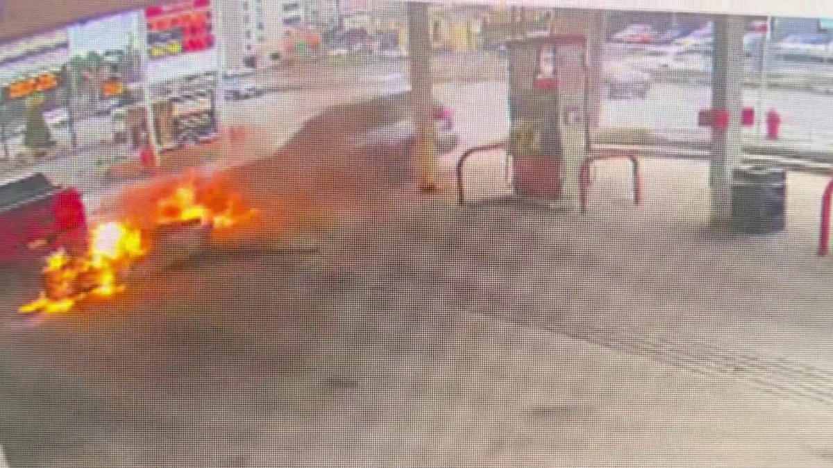 SUV crashes into gas pumps, sparks fire at Saugus Speedway