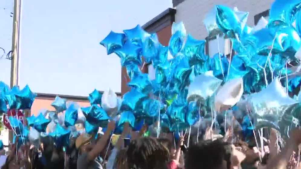 Harrisburg community holds vigil for teen killed after getting off ...