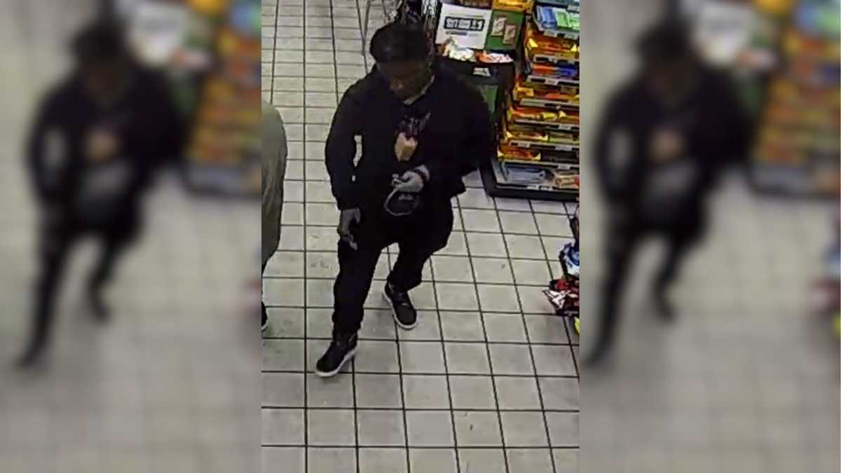 Man charged after woman robbed, stabbed at Shively gas station