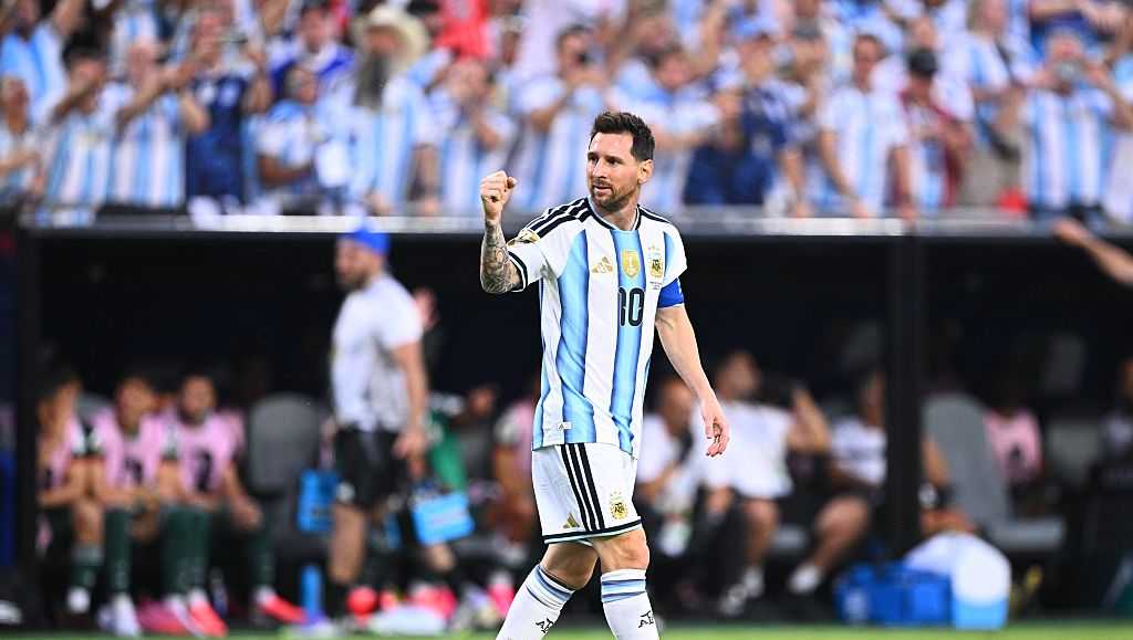 Lionel Messi's father undergoes treatment during World Cup
