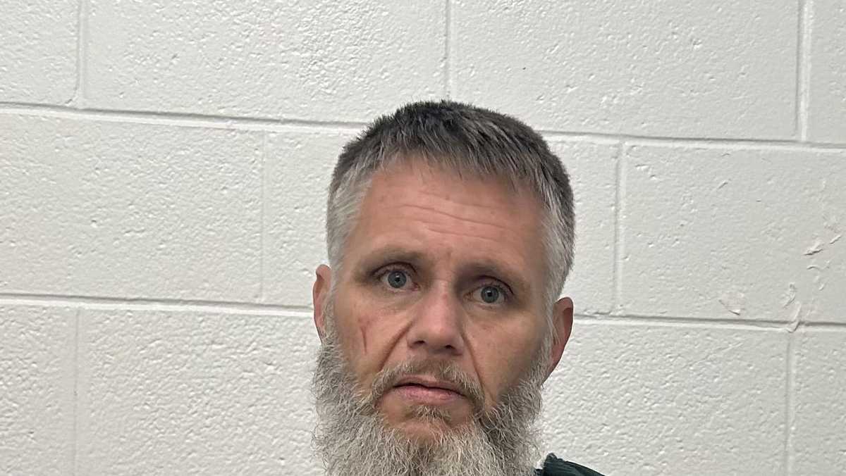 Man charged after shooting leaves 1 dead, teen injured
