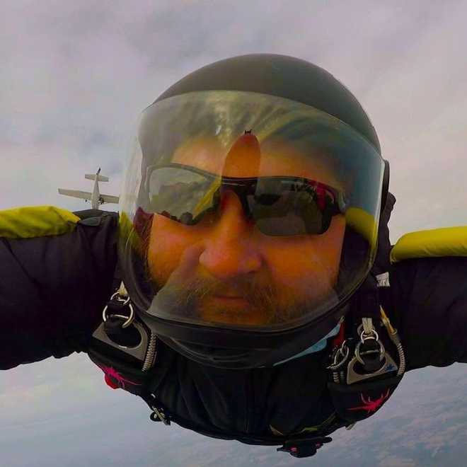 Victims identified in Butler, Missouri, skydiving plane crash