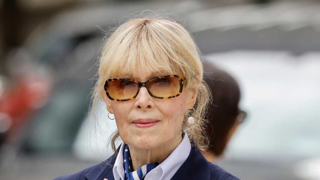 Trump asks court to block $83M payment to E. Jean Carroll
