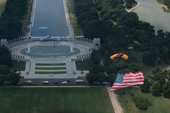Huge ‘8647’ etched into grass on National Mall, images show